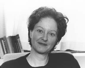 Lynn Drapeau, vice-rectrice à la formation et à la recherche.